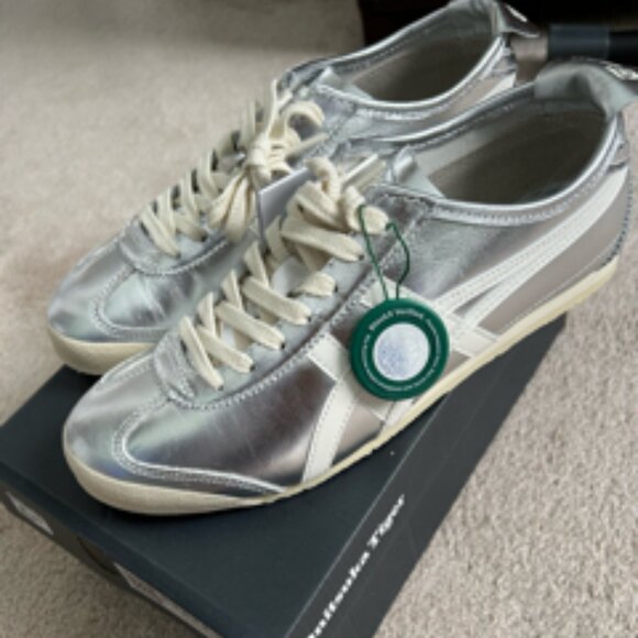 Onitsuka Tiger by Asics | Shoes | Onitsuka Tiger Mexico 66 Silver Off ...